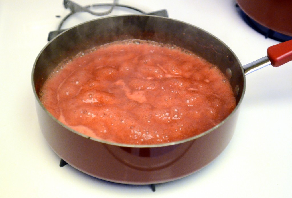 Strawberry jammin’: A recipe for a sweet homemade spread - Daily Bruin