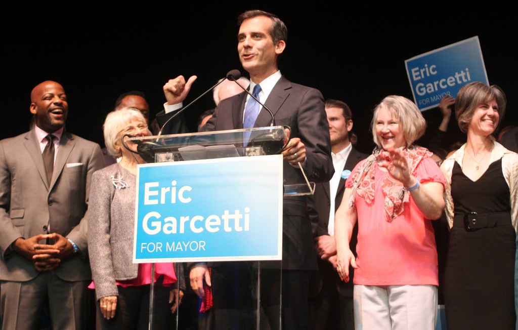 Garcetti holds onto lead to become next LA mayor - Daily Bruin