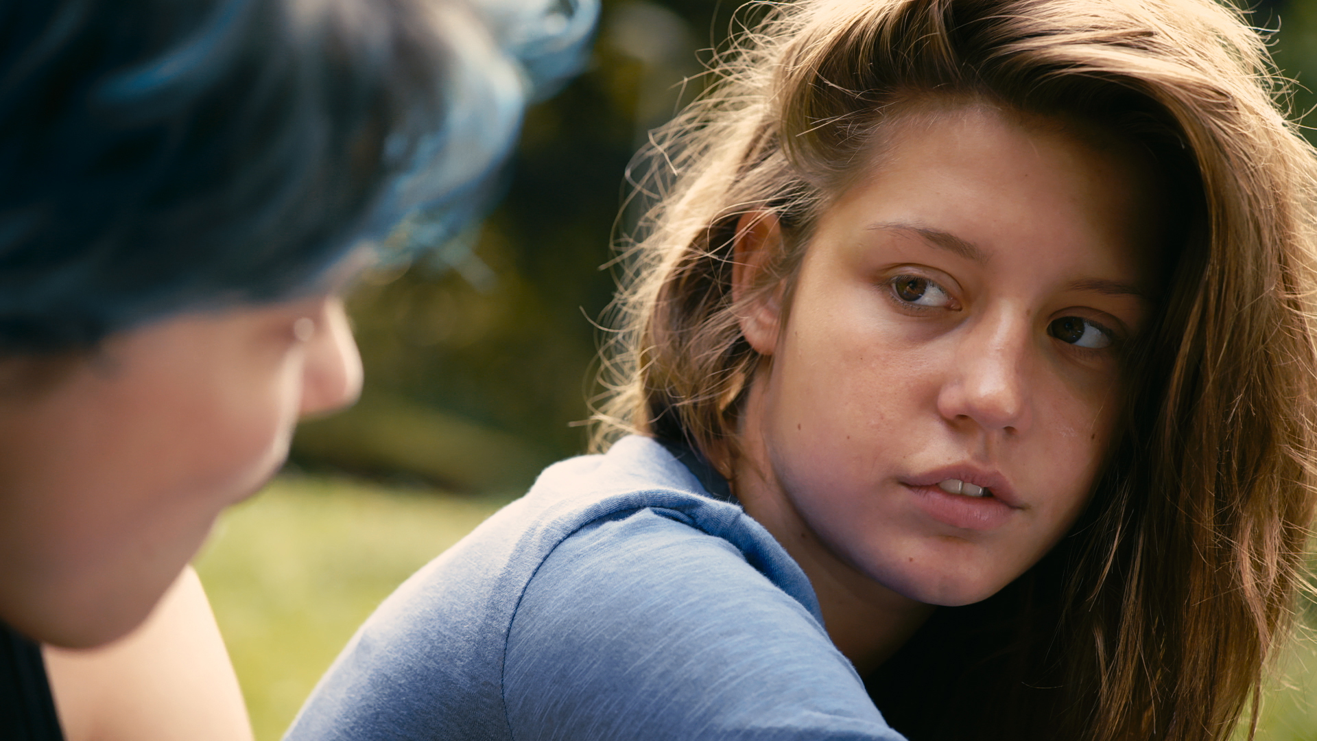 Movie Review Blue Is The Warmest Color Daily Bruin