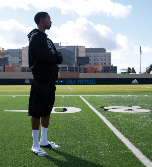 Marcus Rios takes pains to return to field despite fungus - Daily Bruin