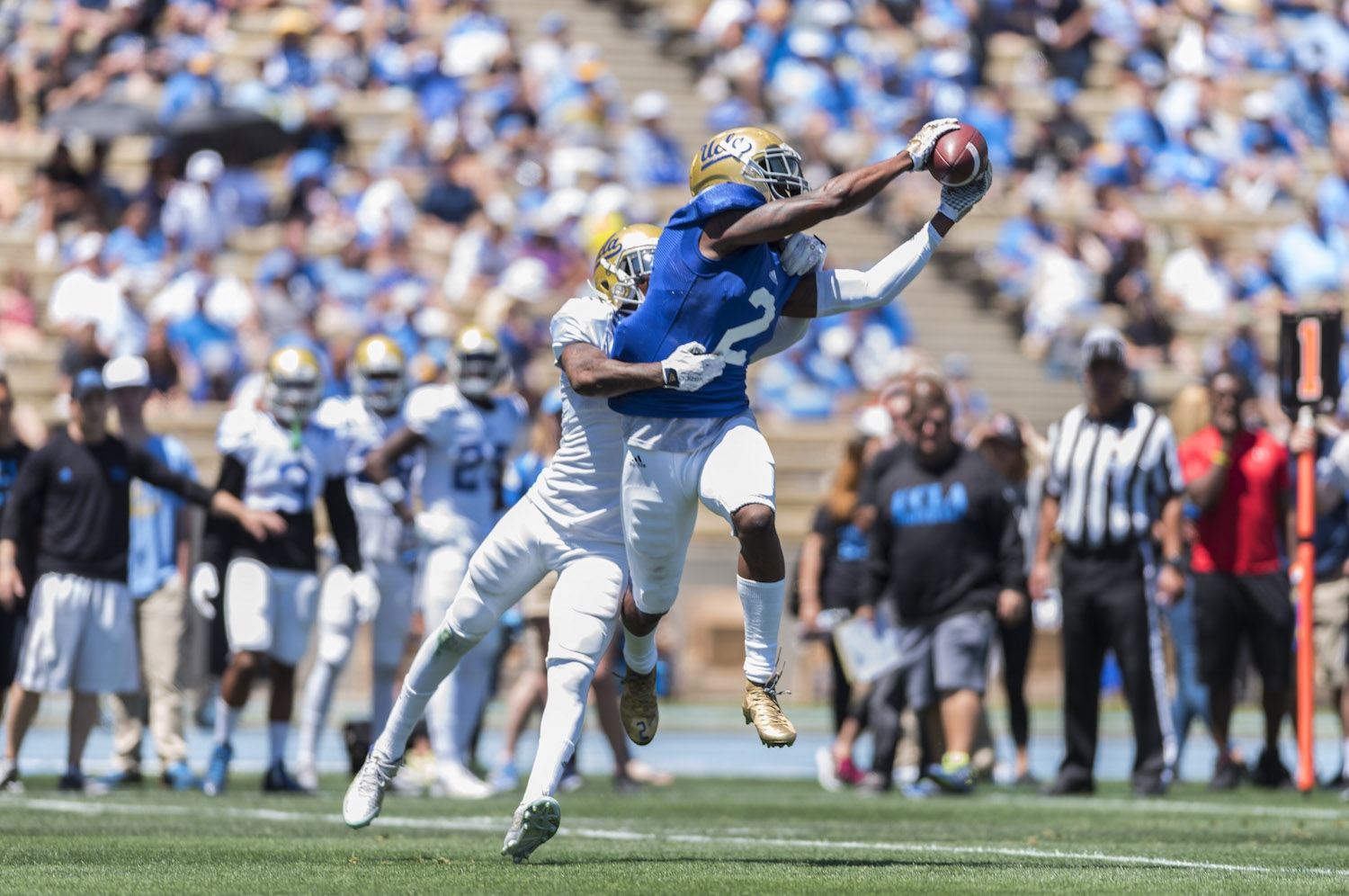 UCLA Football Spring Showcase 2016 - Daily Bruin