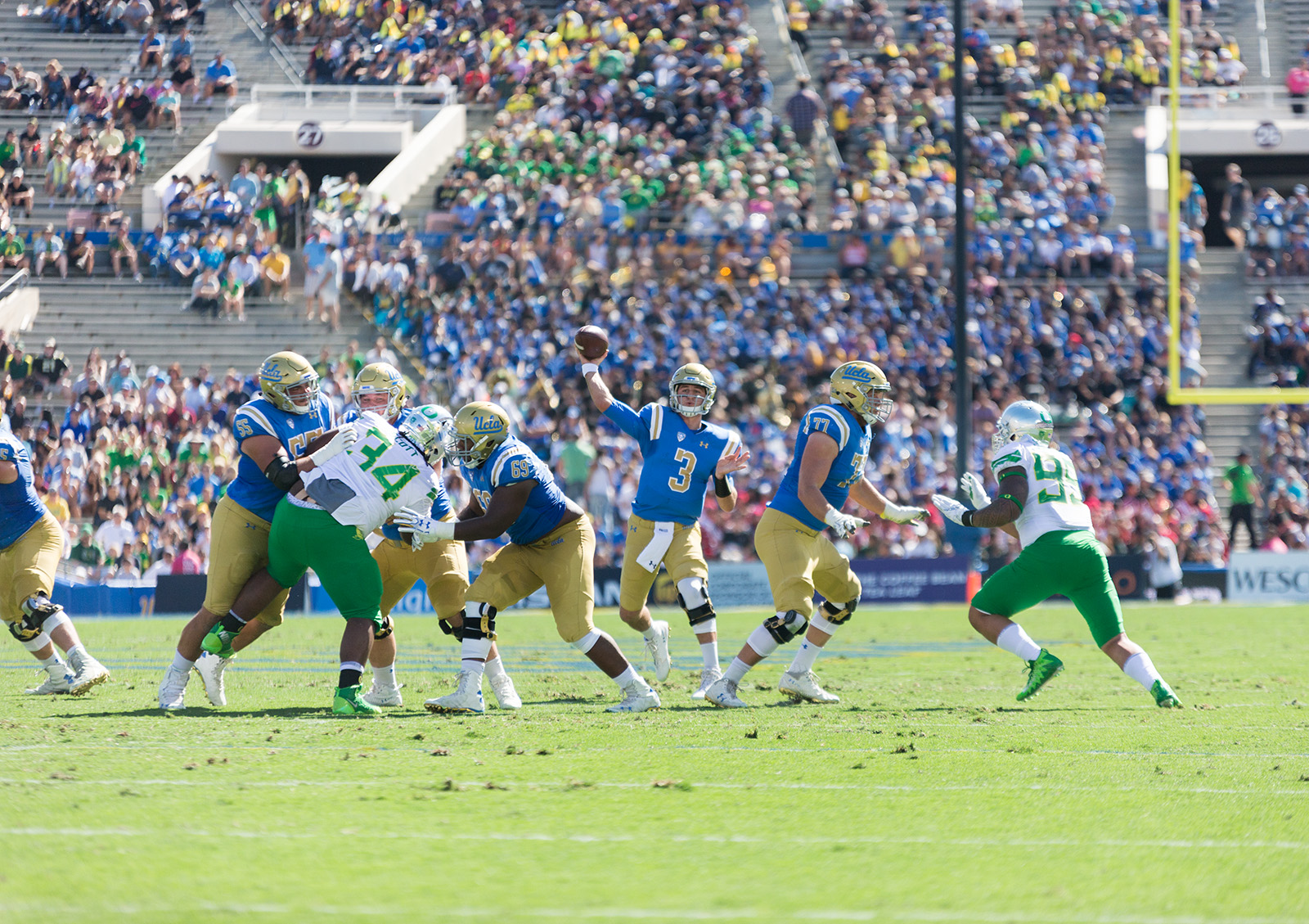 Washington’s defense to pose challenging roadblock for UCLA’s offense ...