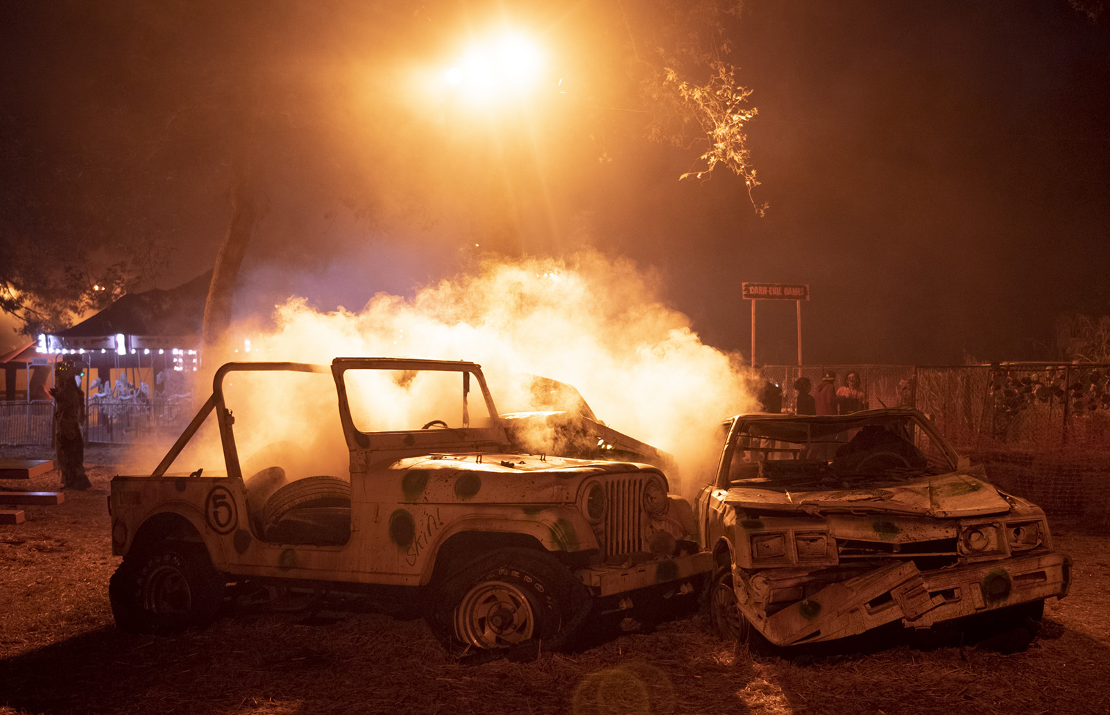 Spook City: Los Angeles Haunted Hayride’s lofty scares enlivened by ...