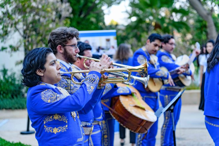 Spring Sing 2023: Mariachi de Uclatlán takes on nontraditional tunes ...