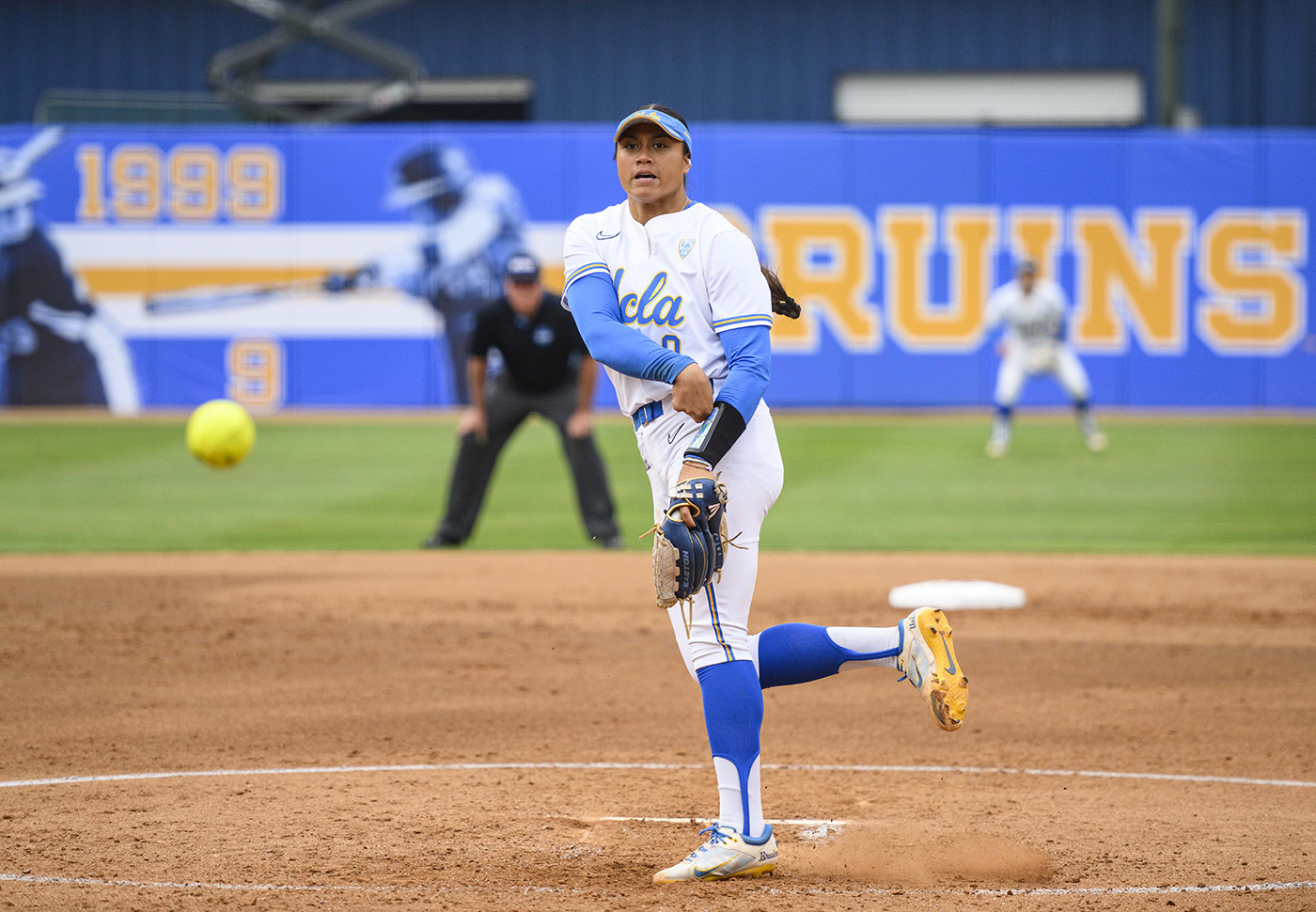 Marking historic upset, UCLA softball falls to Grand Canyon in NCAA ...
