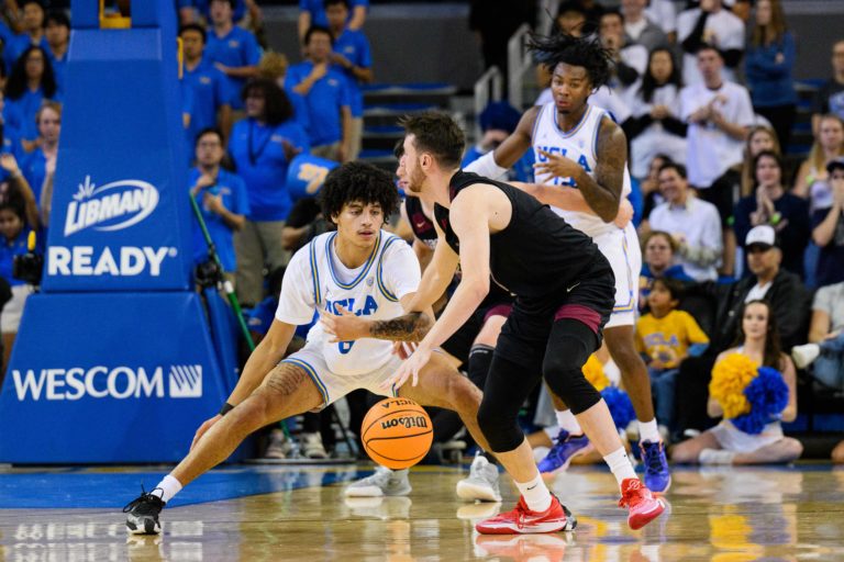 Ilane Fibleuil excels defensively against Lafayette despite hand injury - Daily Bruin