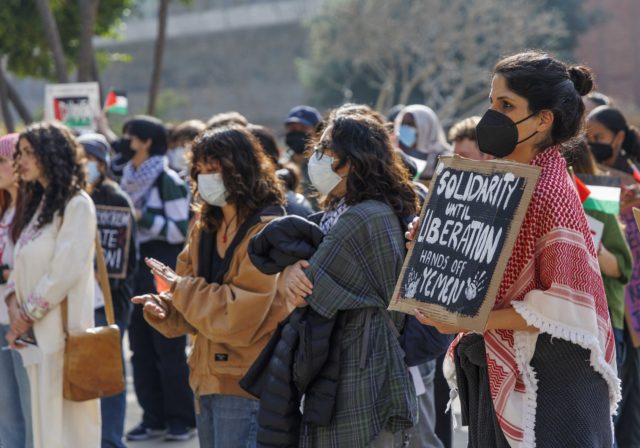 UC Divest Coalition at UCLA leads ‘Hands Off Yemen’ protest on campus ...