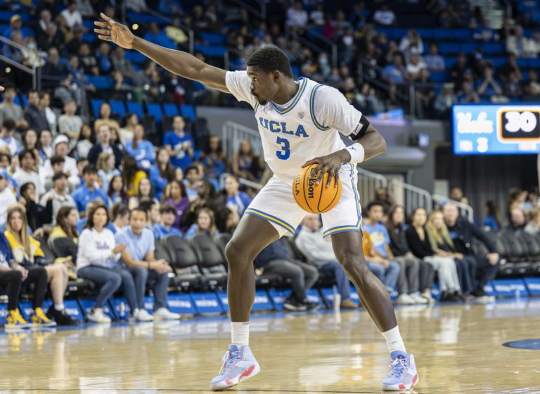 Sluggish 2nd half sinks UCLA men’s basketball in home loss to Stanford ...
