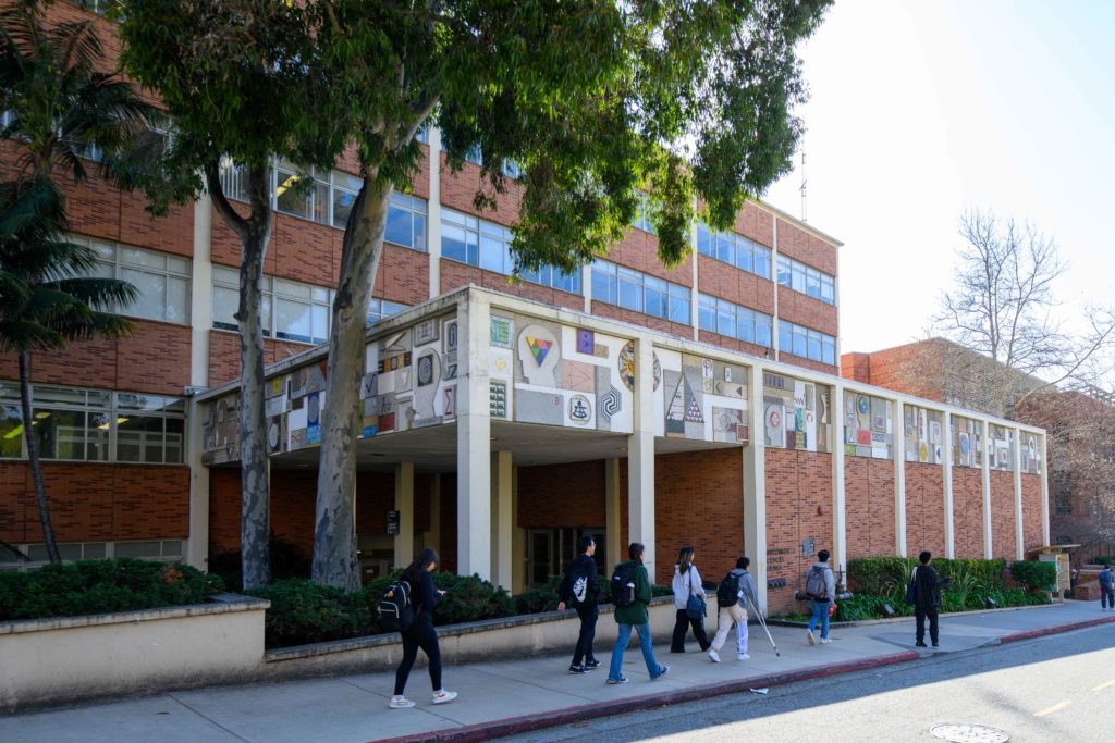 ‘We really, really love him’: Students petition to keep math professor ... ‘We really, really love him’: Students petition to keep math professor ...