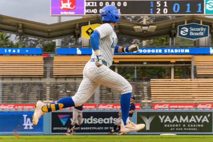 At Dodger Stadium, UCLA baseball sinks to UC Irvine’s 7th-inning grand ...