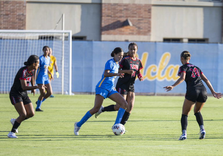 UCLA women’s soccer returns to Westwood for series of Big Ten faceoffs ...
