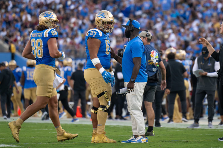 DeShaun Foster builds culture of positivity, personal growth for UCLA ...
