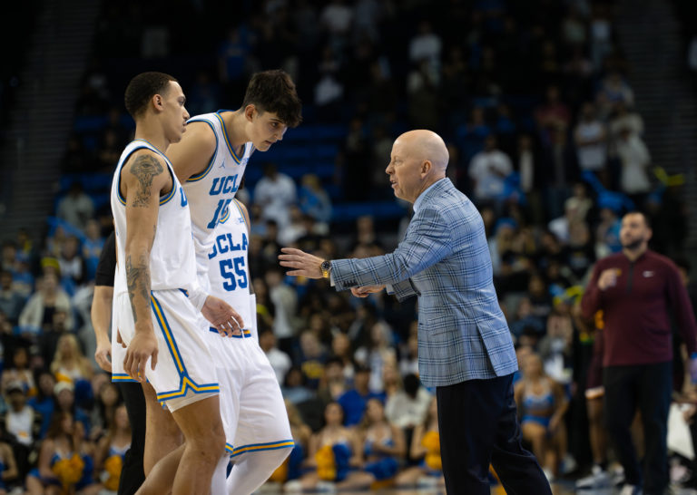 Despite 17-point lead, UCLA men’s basketball’s lackluster play lends ...