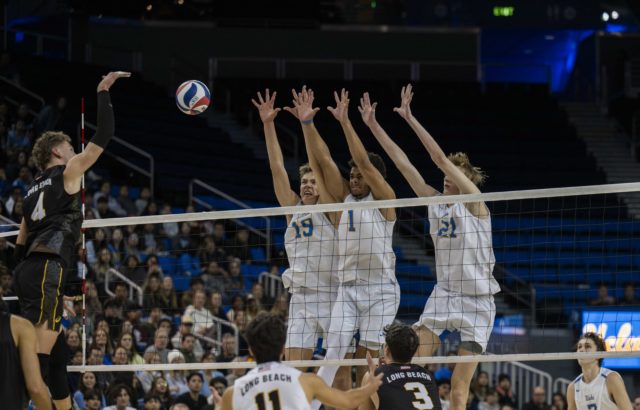 Long Beach State washes out UCLA men’s volleyball for 1st losing streak ...