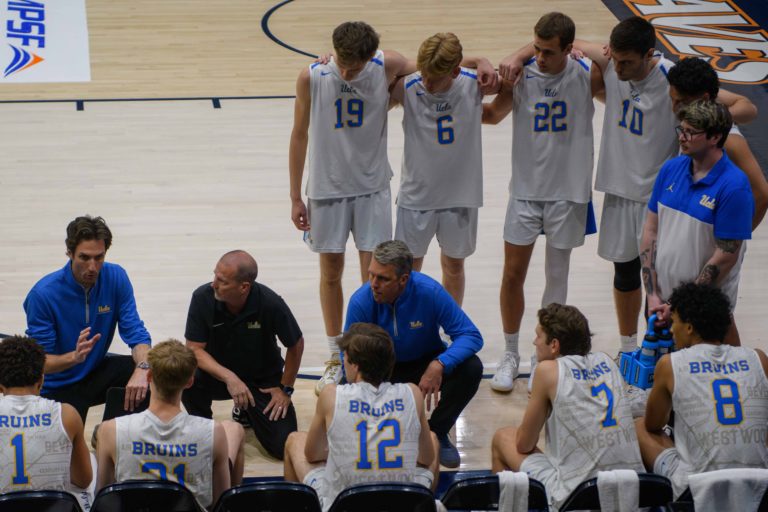 UCLA men’s volleyball falls to Pepperdine in 5 sets, ending MPSF title ...