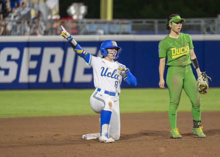 Walk-off home run pushes Bruins past Ducks as UCLA softball wins WCWS ...