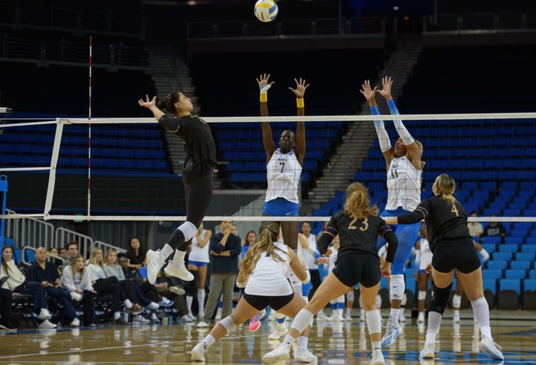 Women’s volleyball will need to bolster blocking for Nebraska, Rutgers ...