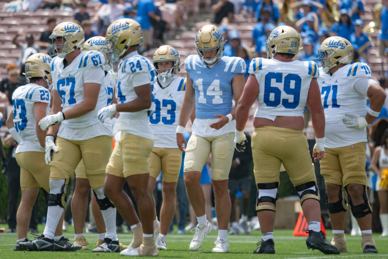 UCLA football plays first scrimmage at Rose Bowl since 2013 - Daily Bruin